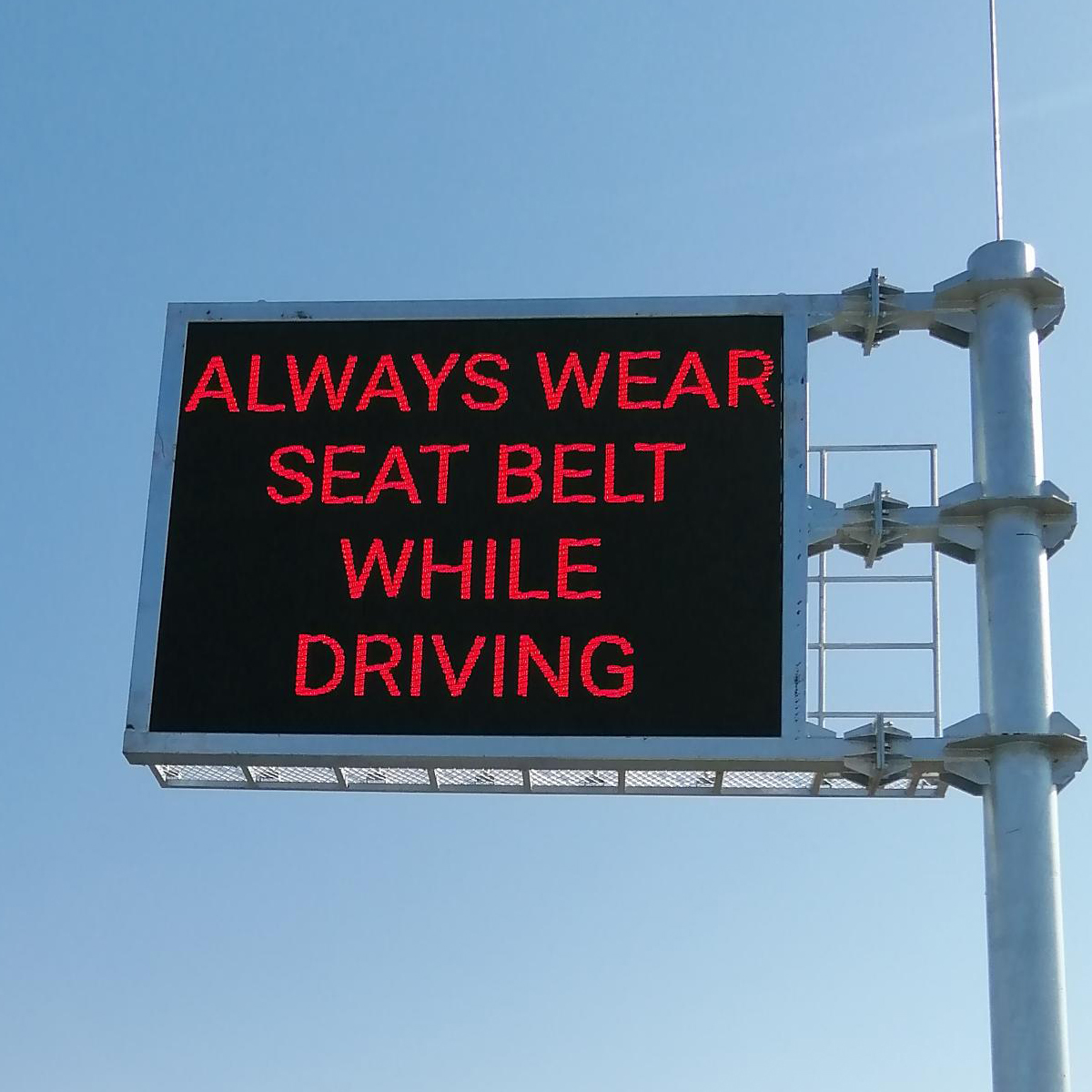 Quality VMS LED Display & LED Gas Price Sign factory from China