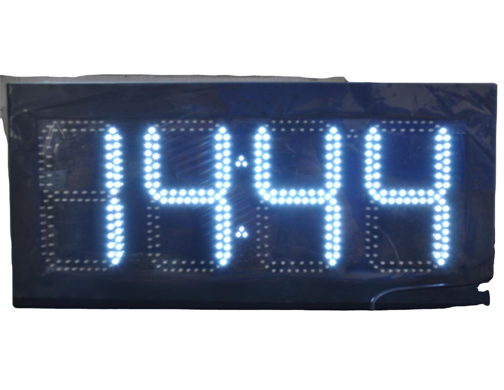 Adjustable Brightness Control 12 Inch 8 Inch Outdoor LED Time And Temp Sign